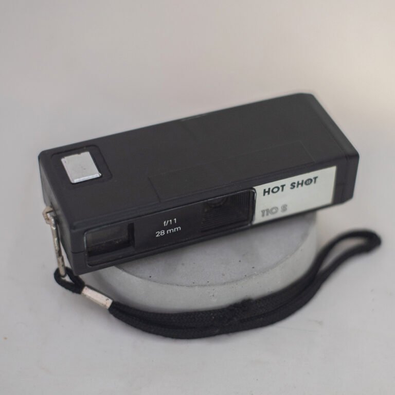 110 Hotshot 28mm Camera - Vintage and Antique Cameras for sale in India