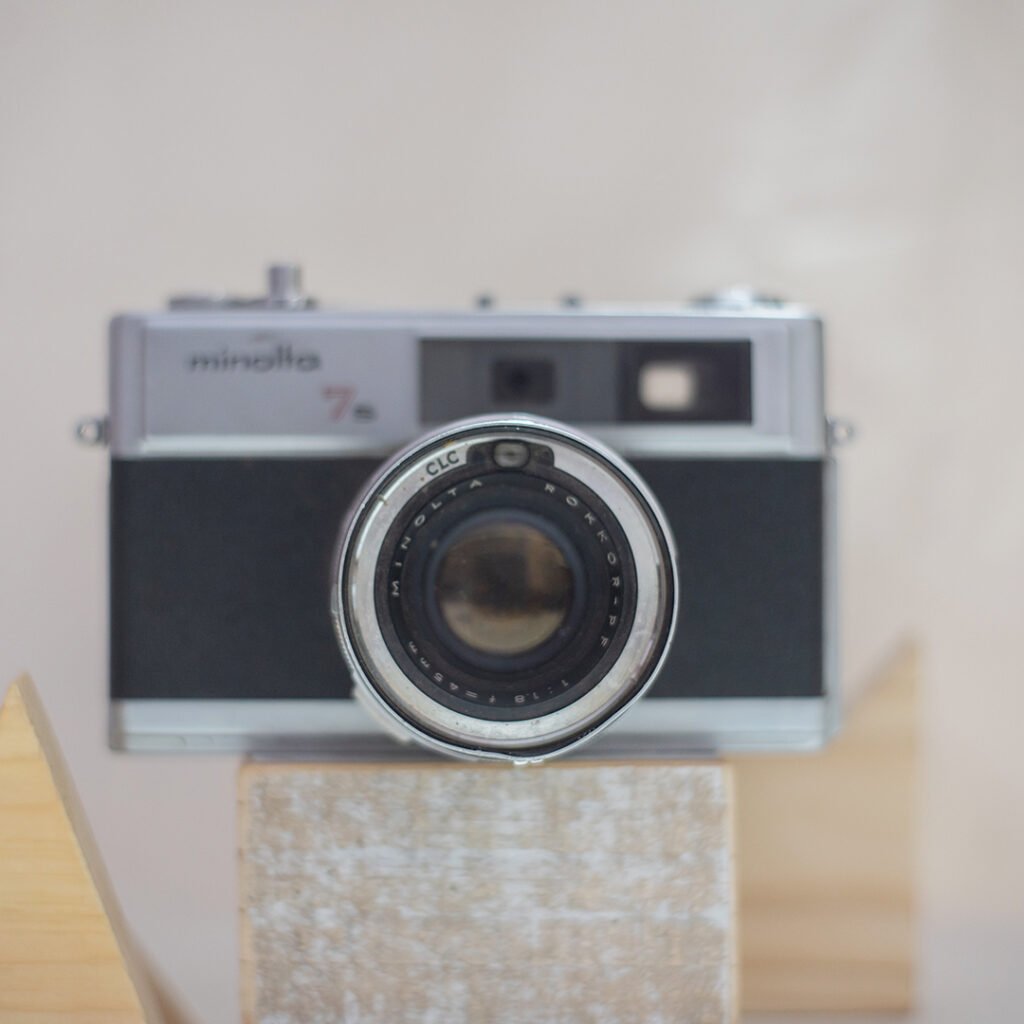Minolta Hi-Matic 7 Vintage Camera - Vintage and Antique Cameras for ...