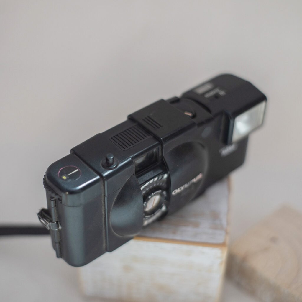 Olympus XA1 35mm Viewfinder Camera - Vintage and Antique Cameras for ...