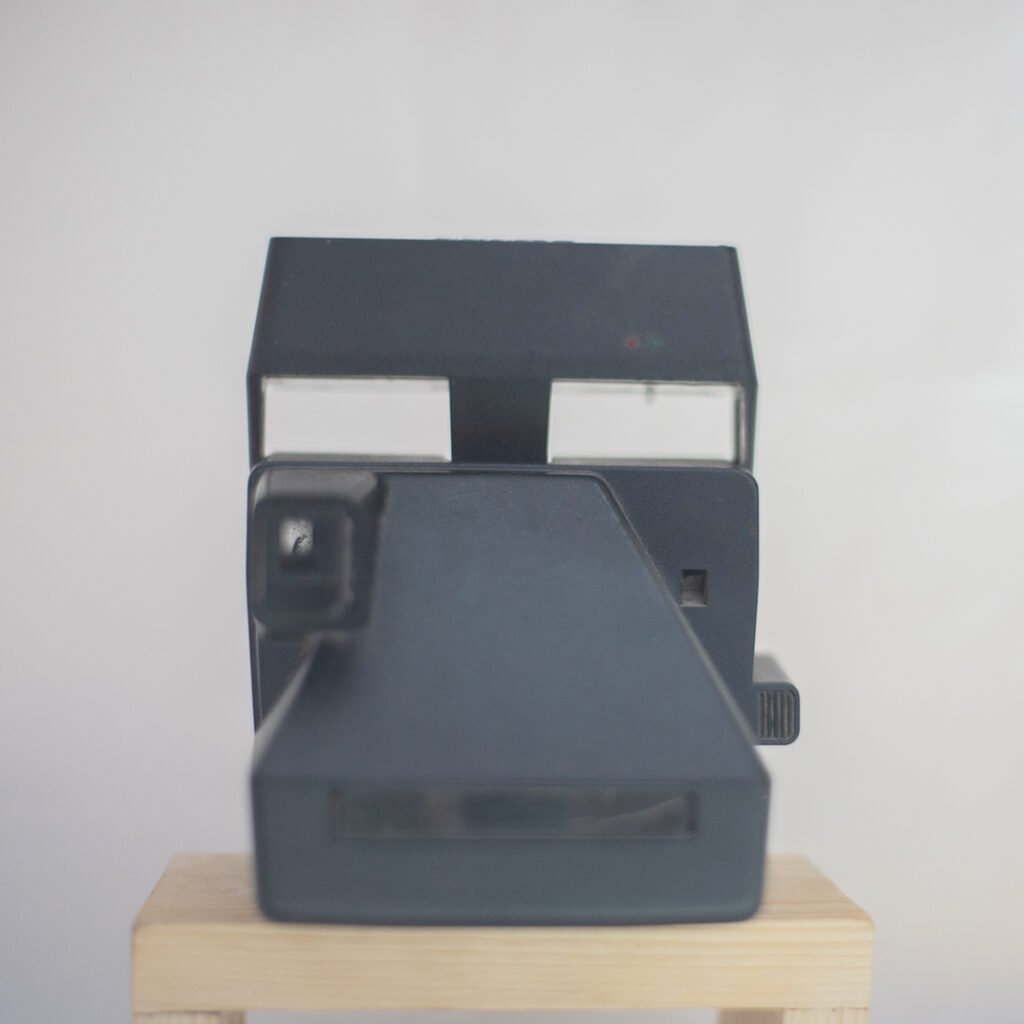 Polaroid 635CL Supercolor Vintage Camera - Vintage and Antique Cameras ...
