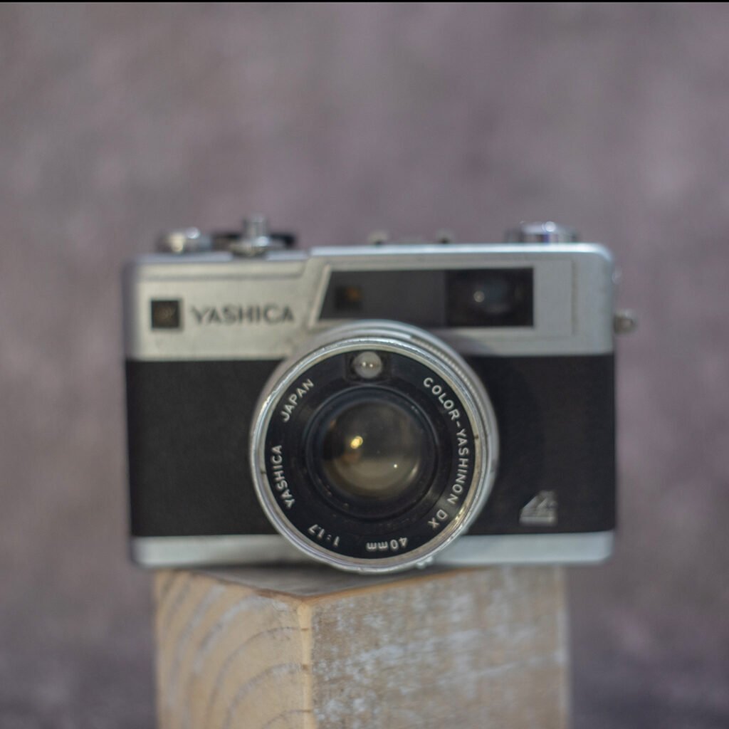 Yashica Electro 35 GX Vintage Camera - Vintage and Antique Cameras for ...