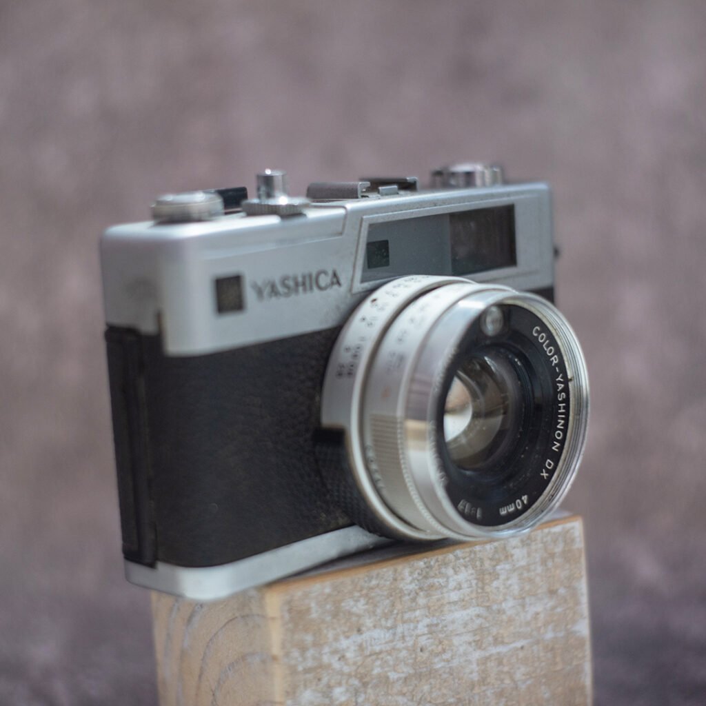 Yashica Electro 35 GX Vintage Camera - Vintage and Antique Cameras for ...
