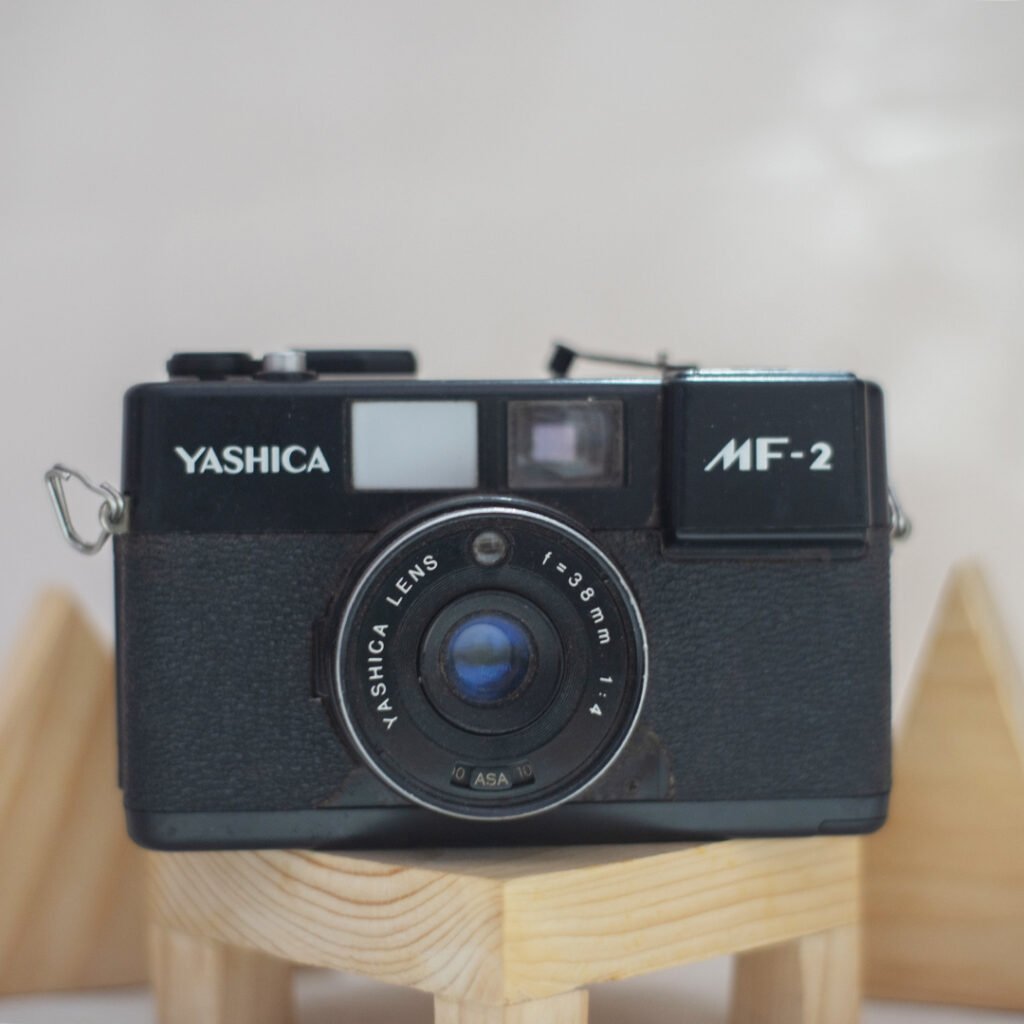 Yashica MF-2 35mm Film Plastic Camera - Vintage and Antique Cameras for ...
