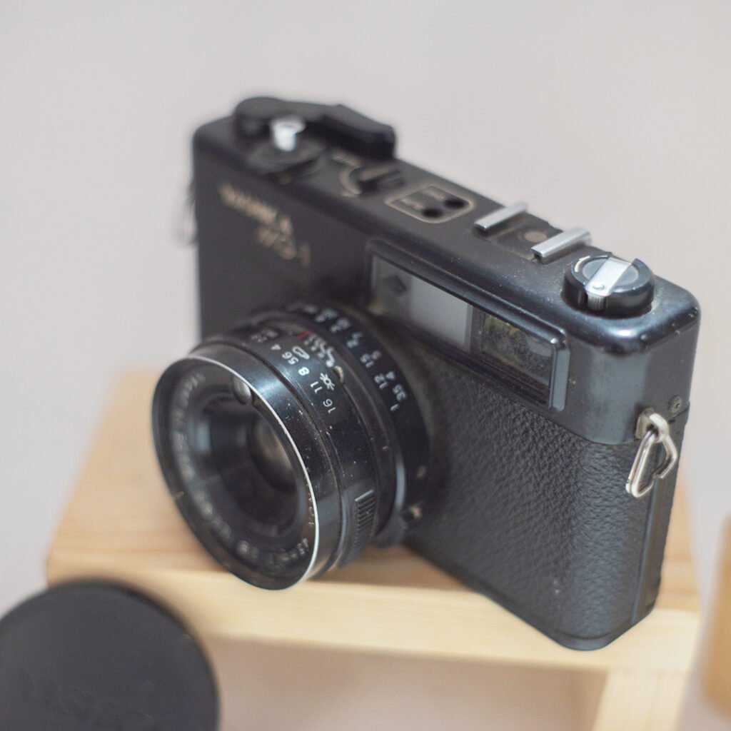 Yashica MG-1 Black Vintage Camera - Vintage and Antique Cameras for ...