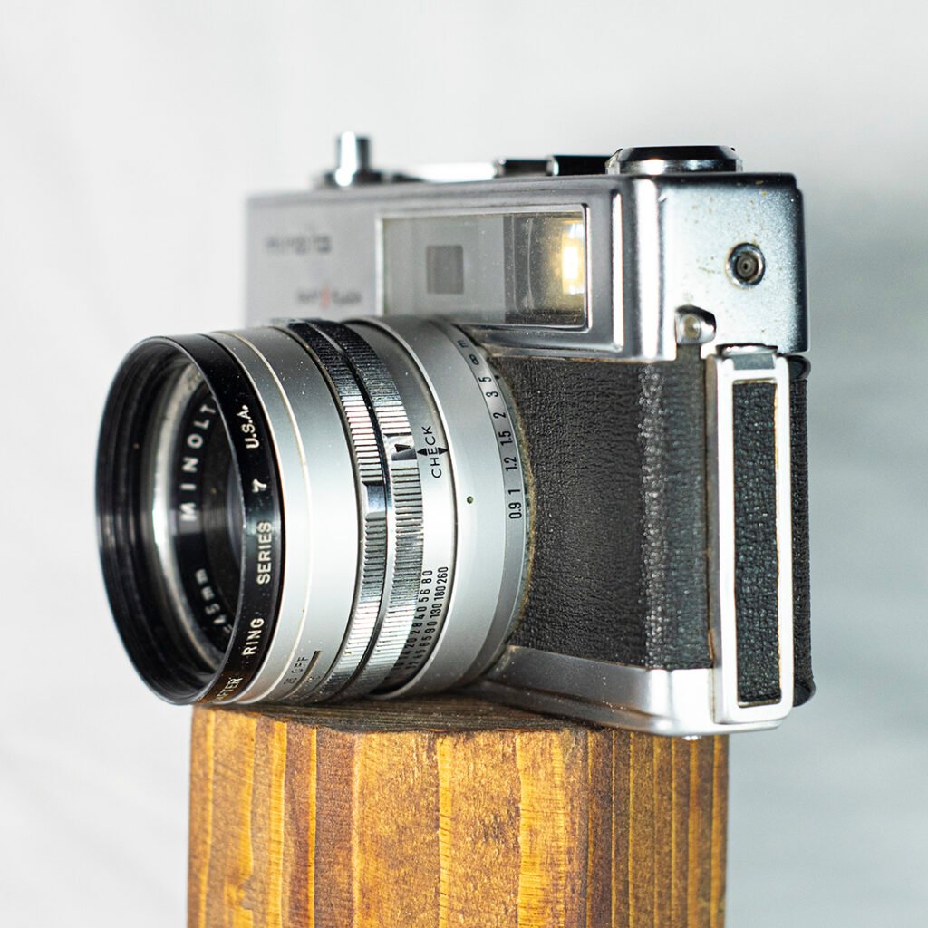 Minolta Hi Matic 9 Easy Flash Camera