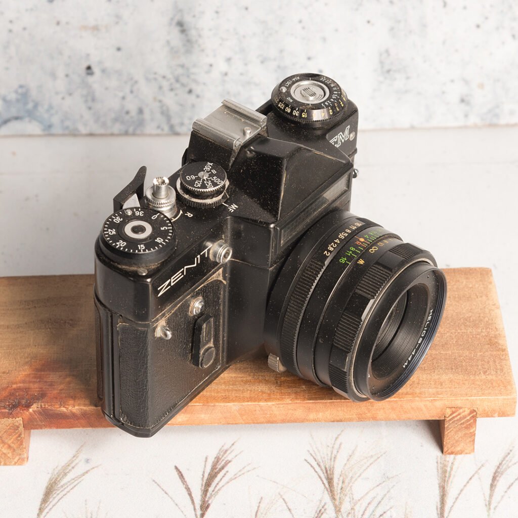 Zenit EM Russian SLR Vintage Camera - Vintage and Antique Cameras for ...