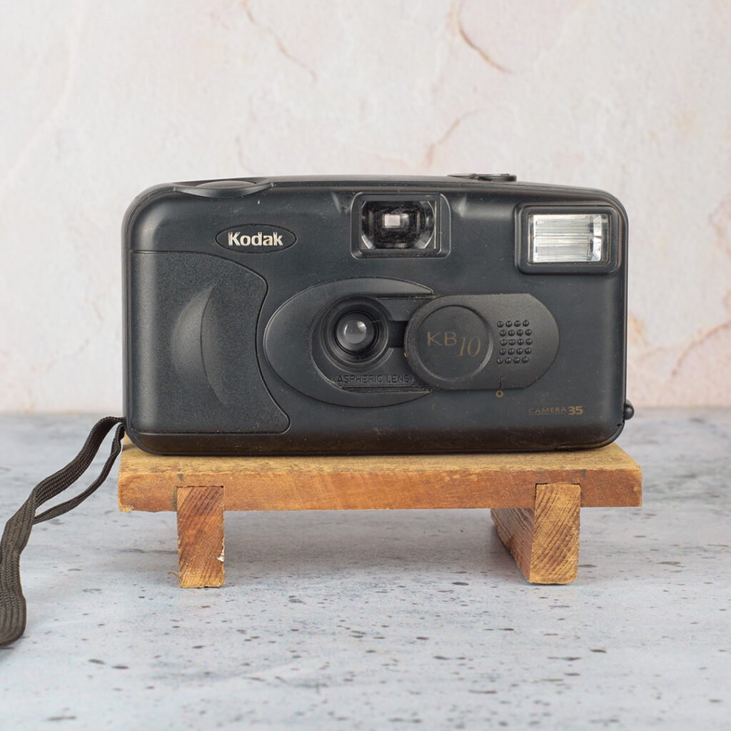 Kodak KB 10 35mm Point & Shoot Film Camera - Vintage and Antique ...