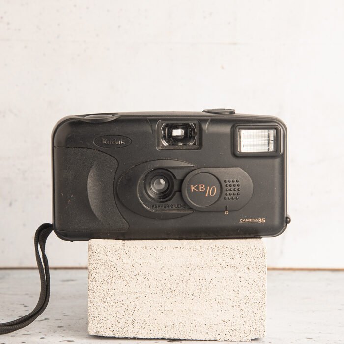 Kodak KB 10 35mm Point & Shoot Film Camera - Vintage and Antique ...
