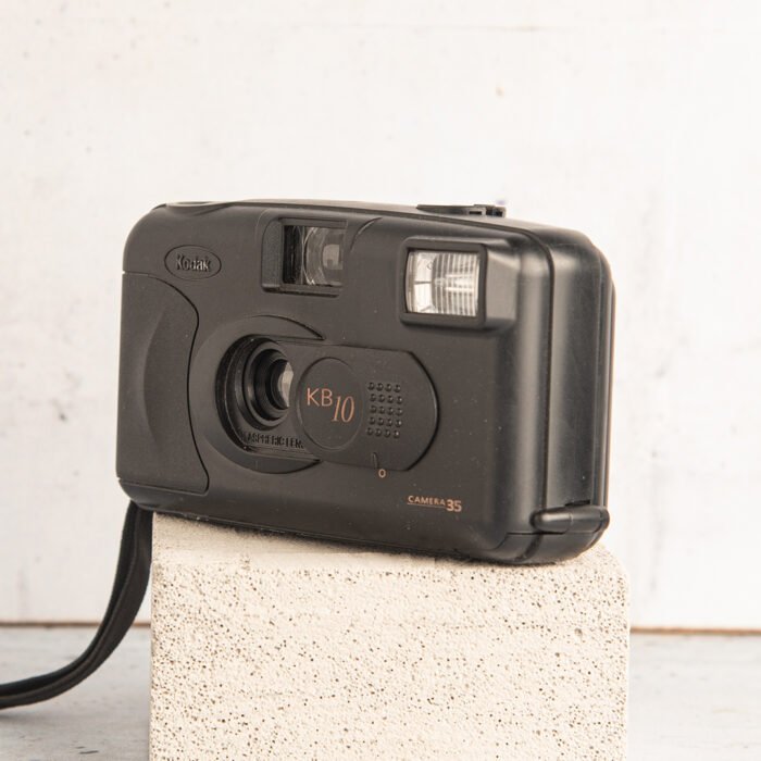 Kodak KB 10 35mm Point & Shoot Film Camera - Vintage and Antique ...