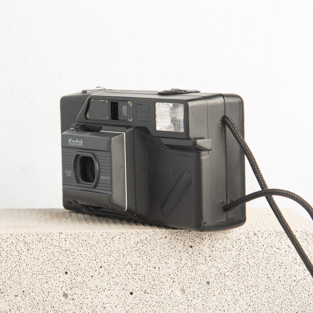 Kodak Kroma 35 MM Vintage Camera - Vintage and Antique Cameras for sale ...
