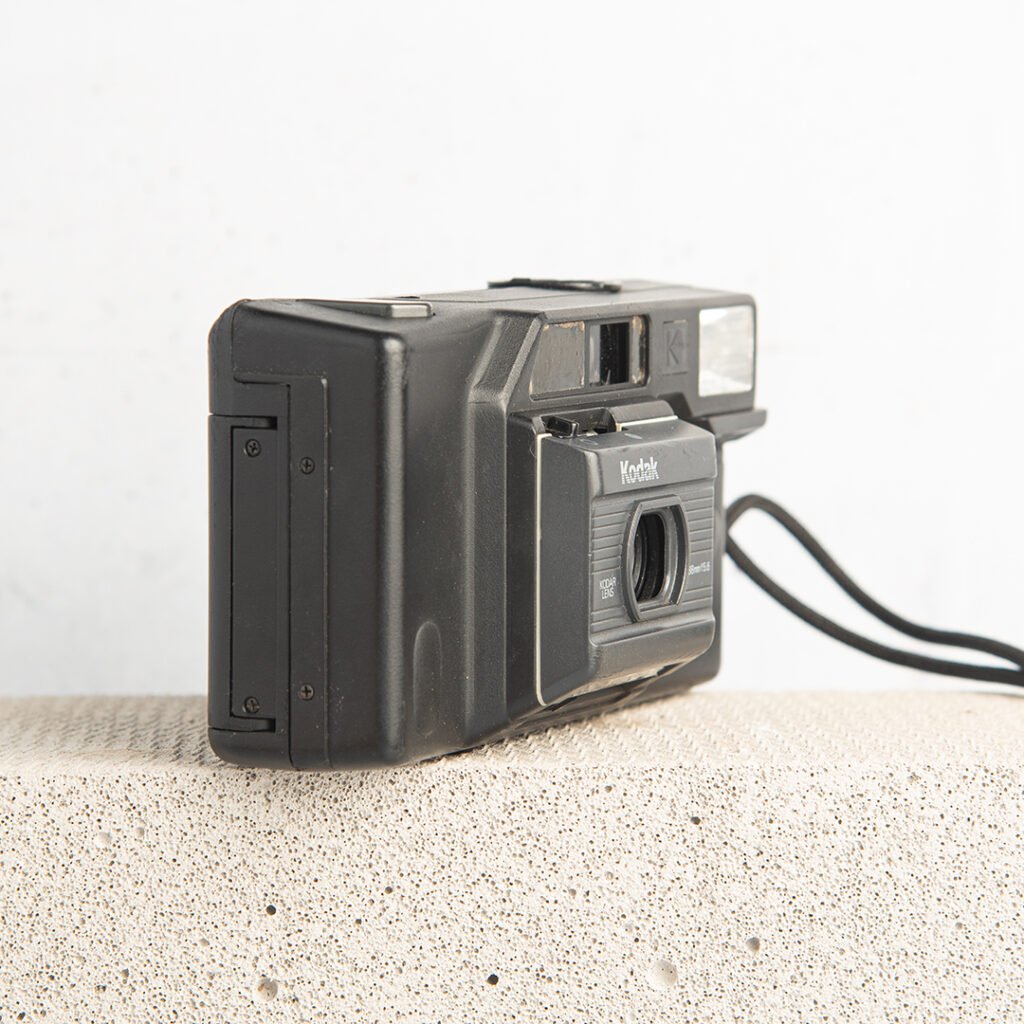 Kodak Kroma 35 MM Vintage Camera - Vintage and Antique Cameras for sale ...