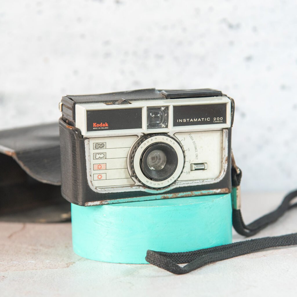 Kodak Instamatic 200 Vintage Camera - Vintage and Antique Cameras for ...