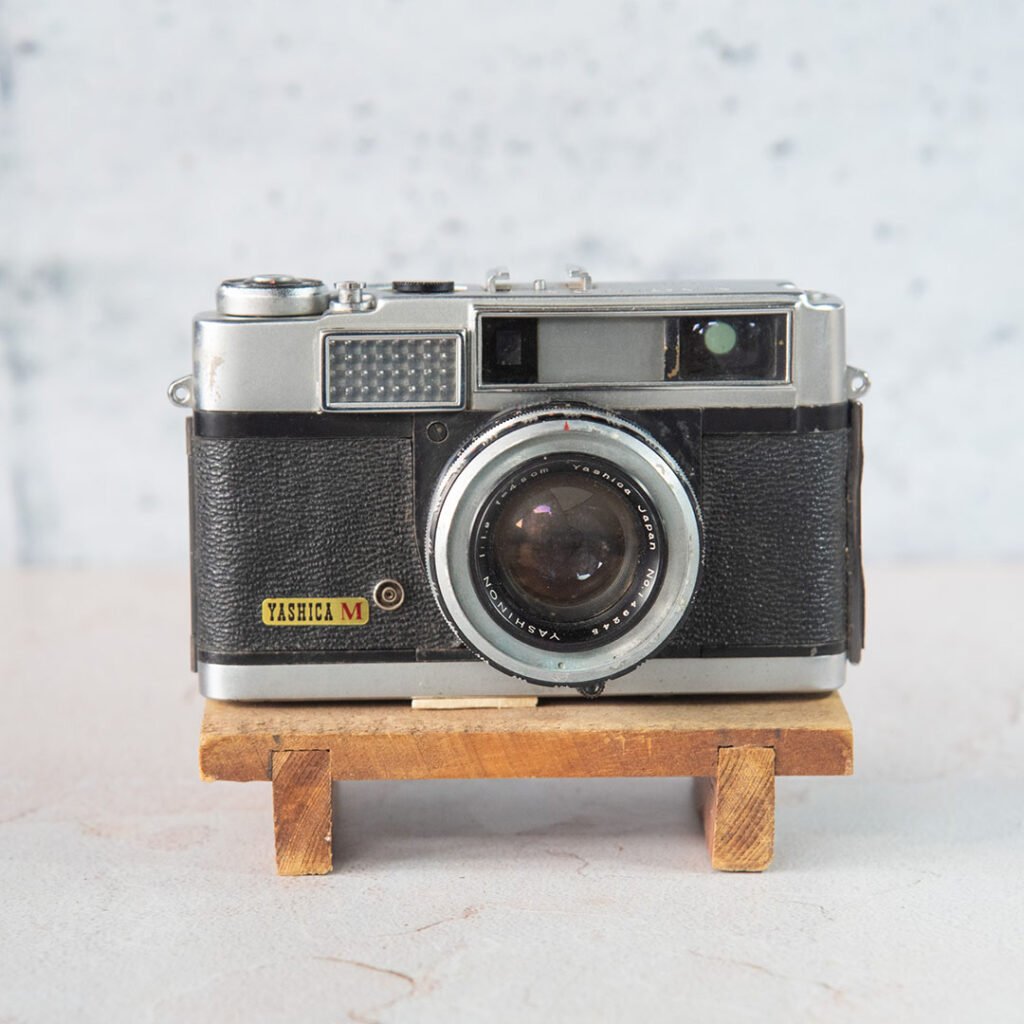 Vintage & Antique Cameras for sale India - VintageCameras.in
