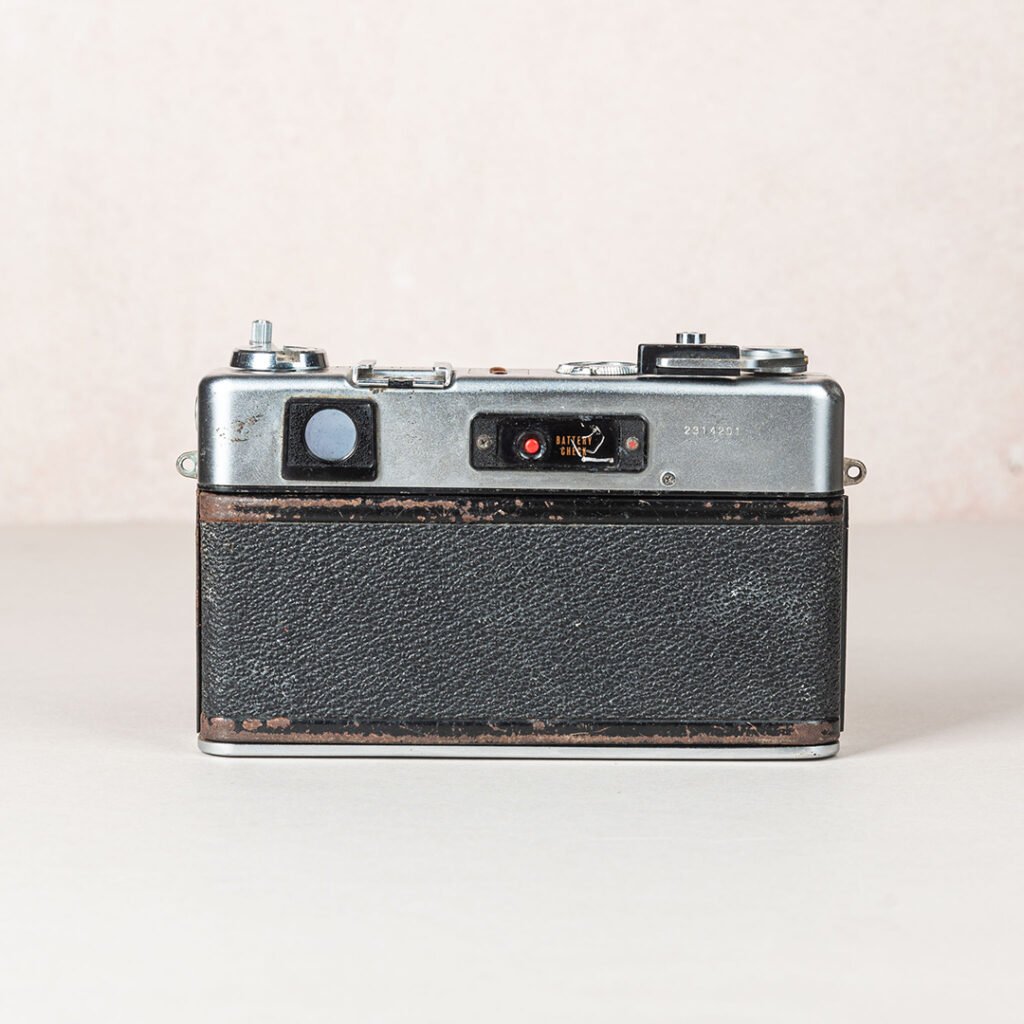 Yashica Electro 35 GSN - Vintage and Antique Cameras for sale in India
